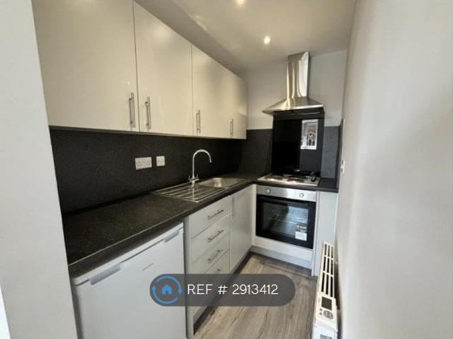 Wood Street, Earl Shilton, Leicester LE9, 1 bed flat to rent, £735 pcm | PrimeLocation