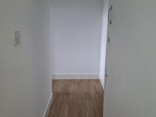 Wood Street, London E17 2 bed apartment to rent £2,050 pcm £473 pw