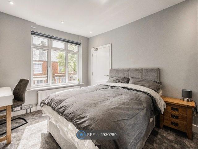 Wood Street, Norwich NR1, Studio to rent, £1,150 pcm | PrimeLocation