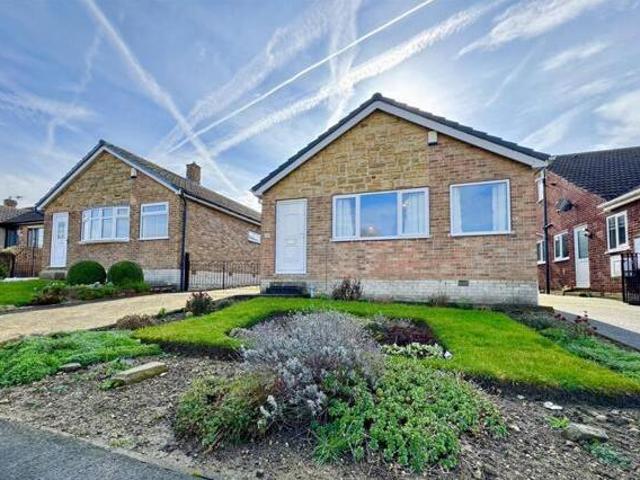 Wood Street, South Hiendley, 2 Bedroom Detached