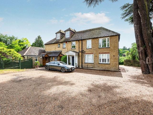 Wood Street, Swanley BR8, 2 bed flat to rent, £1,600 pcm | PrimeLocation