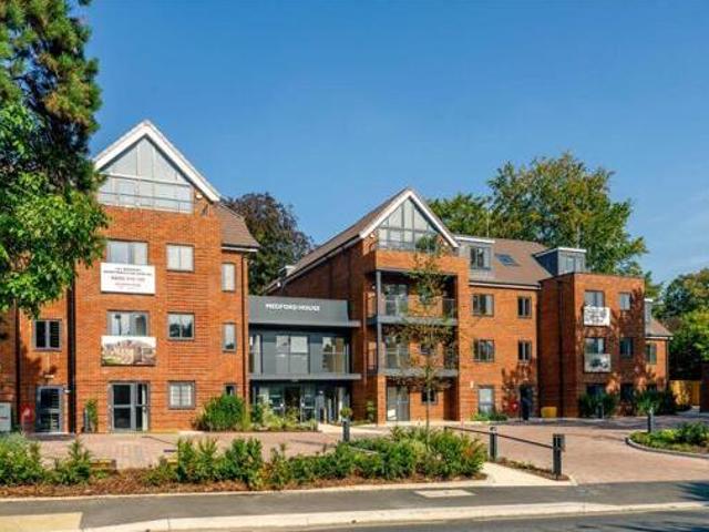 Woodcote Valley Road, Purley, 1 Bedroom Apartment