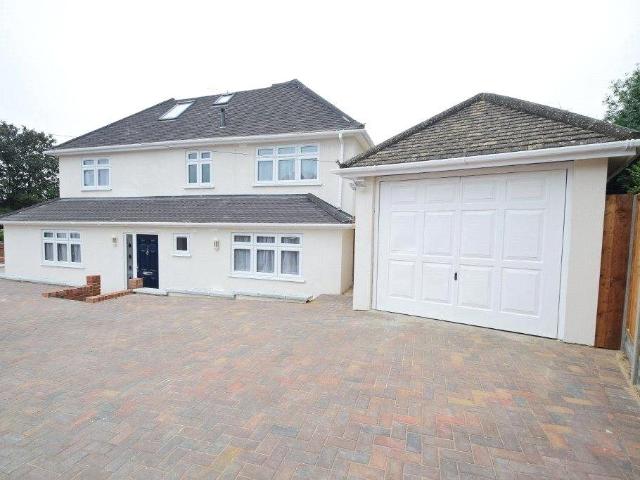 Woodcote Avenue, London NW7, 5 bed detached house to rent, £4,900 pcm | PrimeLocation