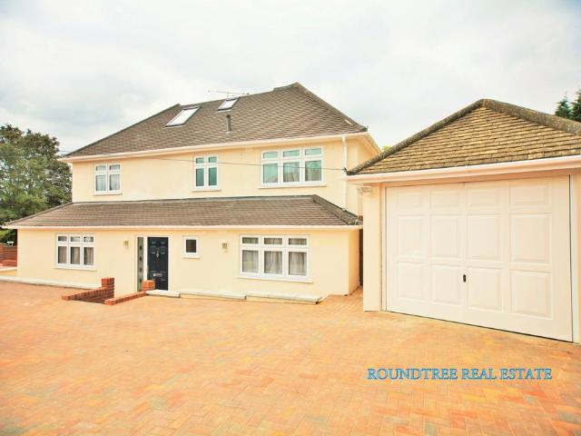 Woodcote Avenue, Mill Hill, NW7 5 bed house to rent £4,900 pcm £1,131 pw