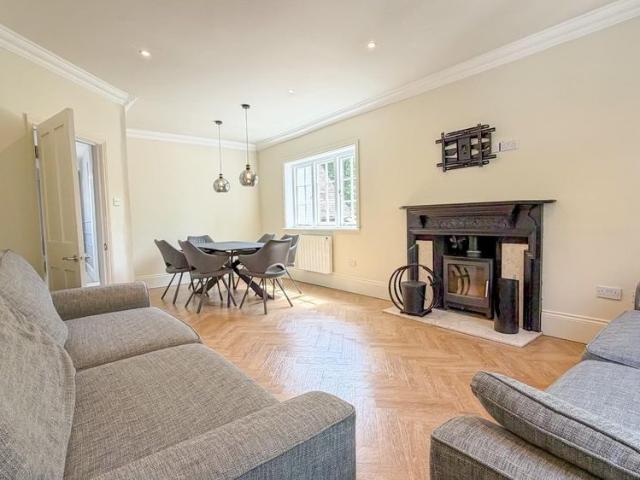 Woodcock Lodge, Epping Green, Hertford