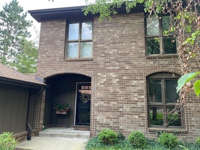 Woodcliff Dr, Kalamazoo, Condo For Sale
