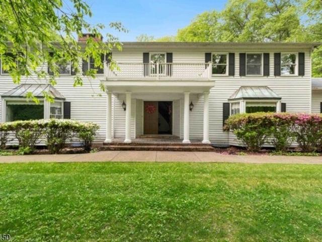 Woodcliff Lake Rd, Saddle River, Home For Sale