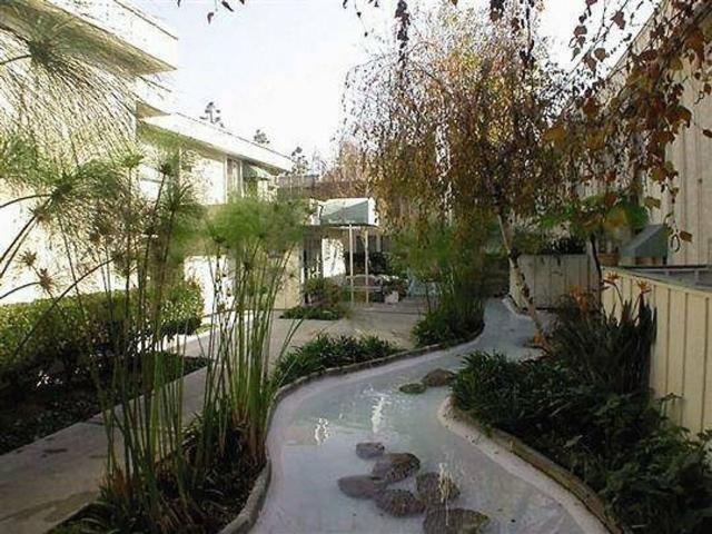 Woodcreek 1 Bedroom Apartment for Rent at 10440 Paramount Blvd, Downey, CA 90241 Downey