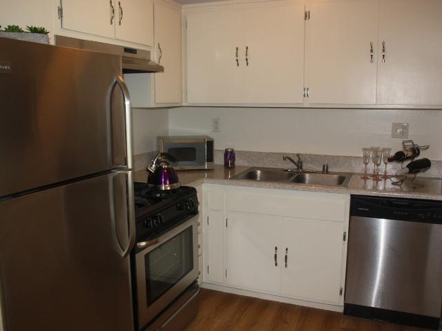 Woodcreek 2 Bedroom Apartment for Rent at 10440 Paramount Blvd, Downey, CA 90241 Downey