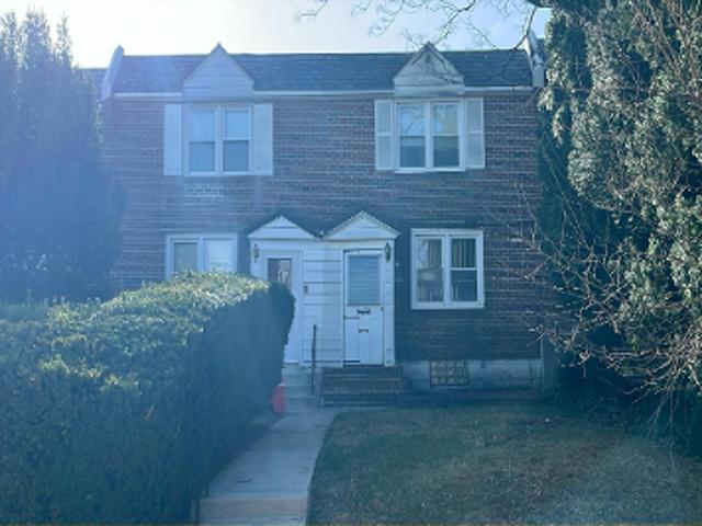 Woodcrest Ave