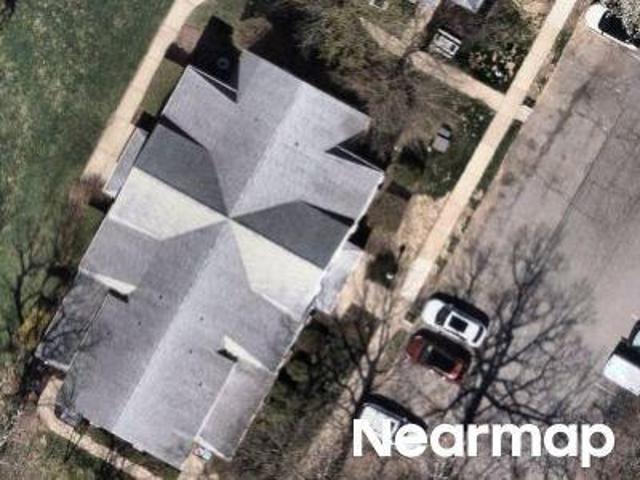 Woodcrest Dr