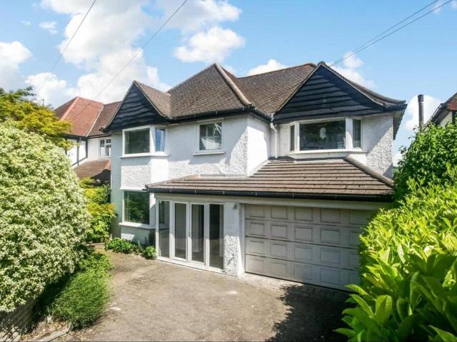 Woodcrest Road, Purley, CR8 5 bed detached house to rent £3,000 pcm £692 pw