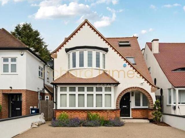 Woodcroft Avenue, Mill Hill, 4 Bedroom Detached