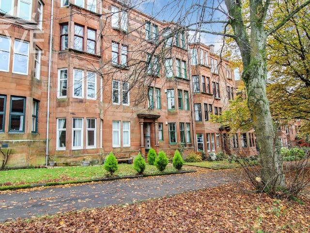 Woodcroft Avenue, Broomhill, Glasgow G11, 2 bed flat to rent, £1,295 pcm | PrimeLocation