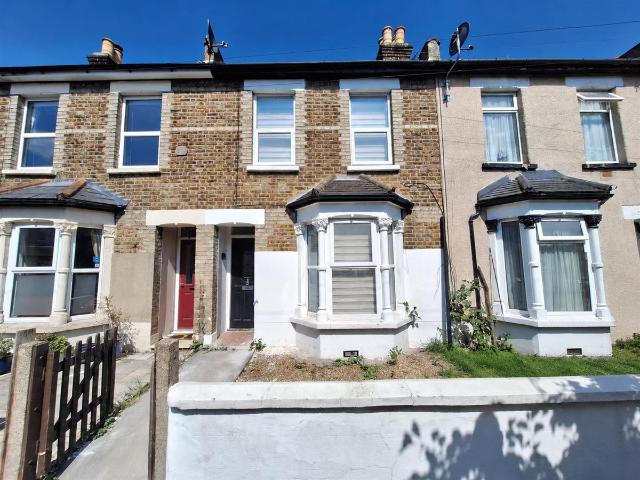 Woodcroft Road, Thornton Heath CR7, 4 bed terraced house to rent, £2,600 pcm | PrimeLocation