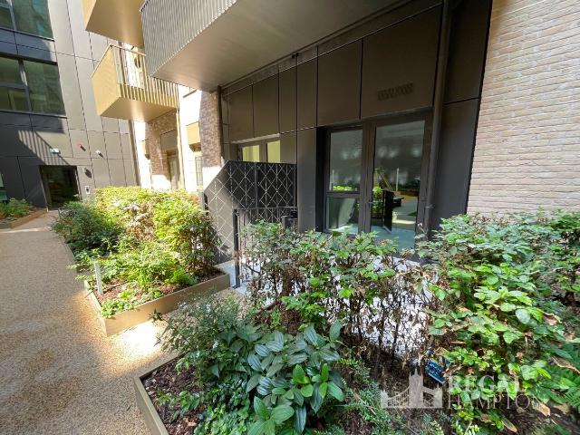 Woodall Way, Lambeth, London SE11, 2 bed flat to rent, £4,000 pcm | PrimeLocation