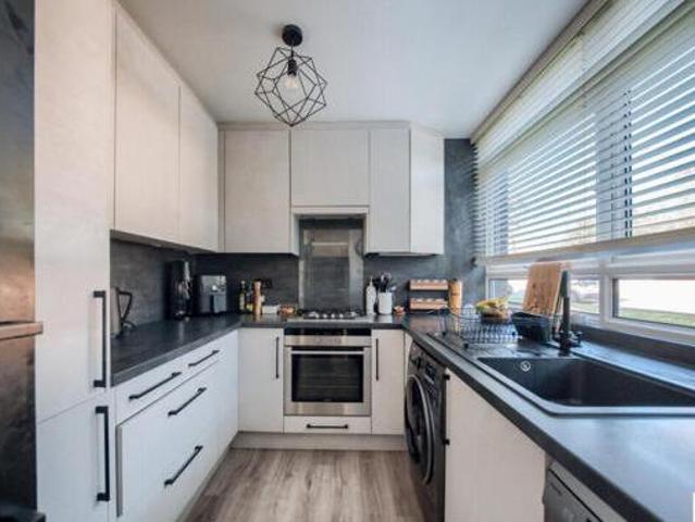 Woodbourne, Augustus Road, 2 Bedroom Apartment