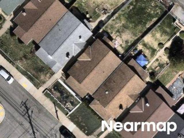 Woodbourne Ave