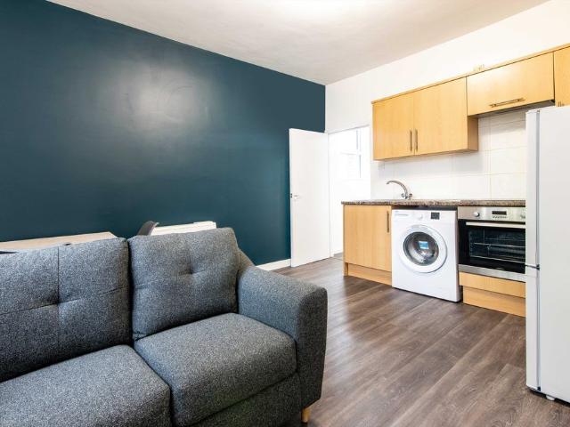 Woodborough Road, Mapperley, NG3, Nottingham