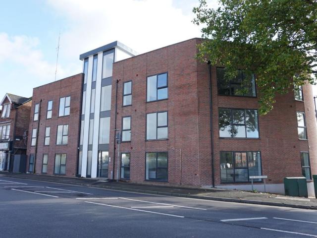 Woodborough Road, Nottingham NG3, 2 bed flat to rent, £1,100 pcm | PrimeLocation