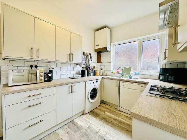 Woodborough Road, Nottingham NG3, 6 bed shared accommodation to rent, £2,210 pcm | PrimeLocation
