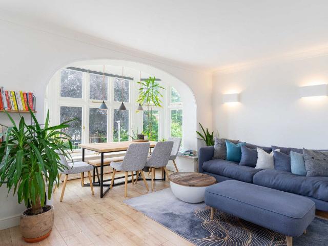 Woodborough Road, London SW15, 2 bed flat to rent, £2,750 pcm | PrimeLocation