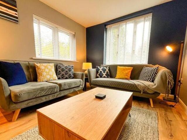 Woodbank Drive, Shrewsbury, 2 Bedroom House