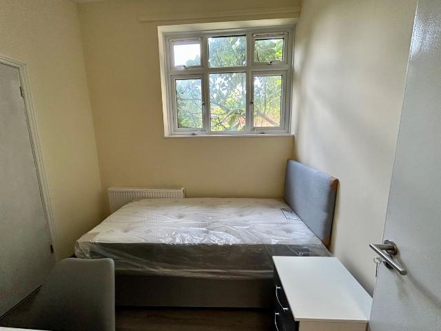 Woodberry Grove, London N4, Property to rent, £850 pcm | PrimeLocation
