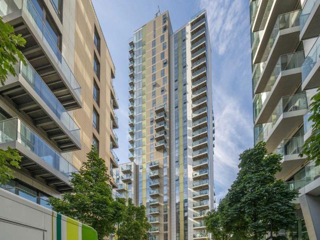 Woodberry Grove, London N4, 2 bed flat to rent, £3,000 pcm | PrimeLocation