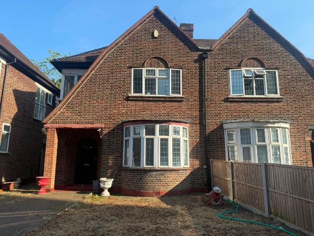 Woodberry Grove, Manor House, North London, London N4, Room to rent, £995 pcm | PrimeLocation