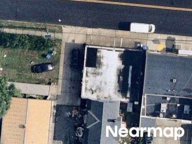 Woodbridge Ave