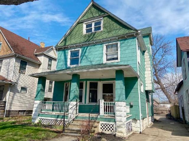 Woodbridge Ave