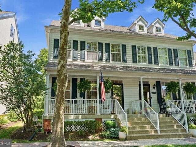 Woodbridge Dr, Doylestown, Home For Sale