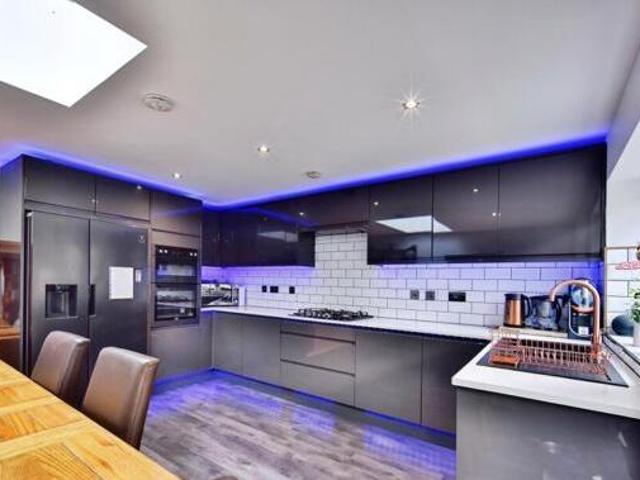 Woodbridge Drive, Maidstone, 4 Bedroom Terraced