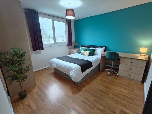 Woodbridge Lawn, Leeds LS6, Room to rent, £480 pcm | PrimeLocation