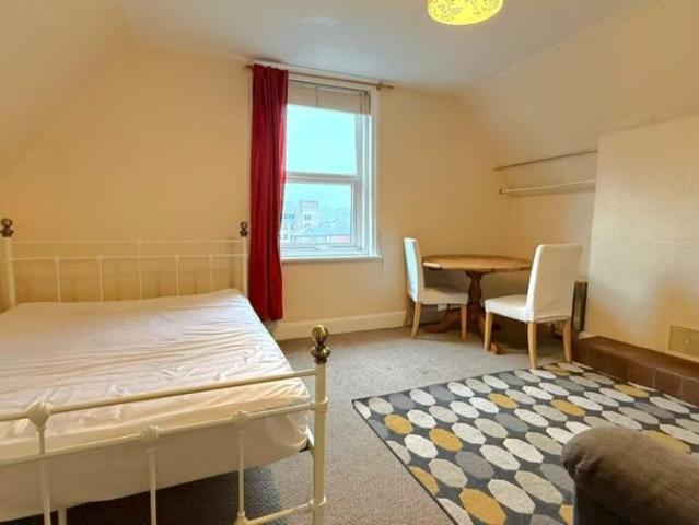 Woodbridge Road, Guildford, GU1