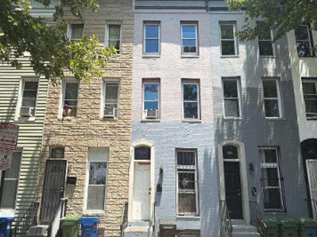 Woodbrook Ave