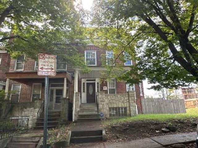 Woodbrook Ave