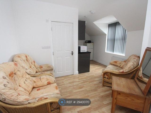 Woodgate, Leicester LE3, 1 bed flat to rent, £695 pcm | PrimeLocation