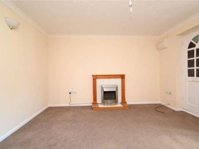 Woodgarston Drive, Basingstoke, Hampshire, RG22