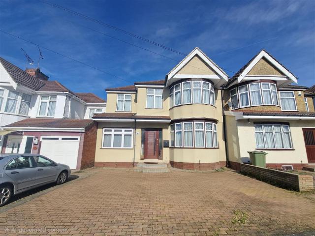 Woodgrange Avenue, Harrow HA3, 5 bed property to rent, £3,000 pcm | PrimeLocation
