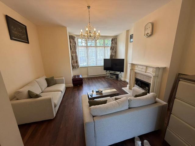Woodgrange Avenue, London N12, Studio to rent, £1,400 pcm | PrimeLocation