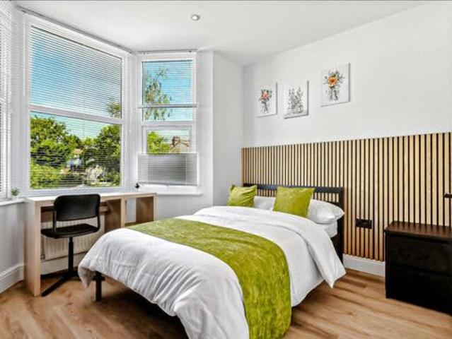 Woodgrange Drive, Southend On Sea, 1 Bedroom House