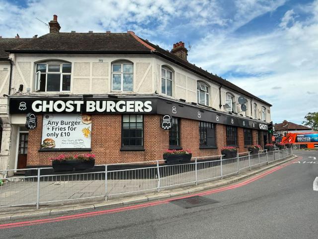 Woodford Avenue, Ilford IG2, 2 bed flat to rent, £4,167 pcm | PrimeLocation