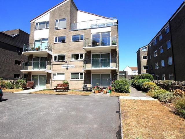 Woodford Court, 21 Clarence Road North 1 bed flat to rent £1,000 pcm £231 pw