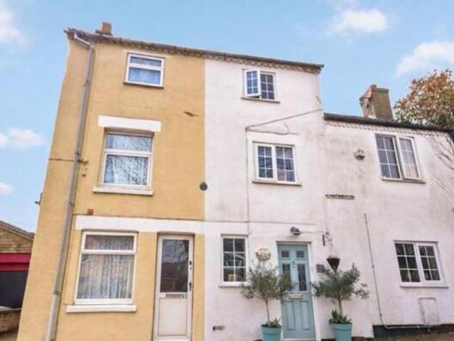 Woodford, High Street, Kettering, 3 Bedroom Semi detached