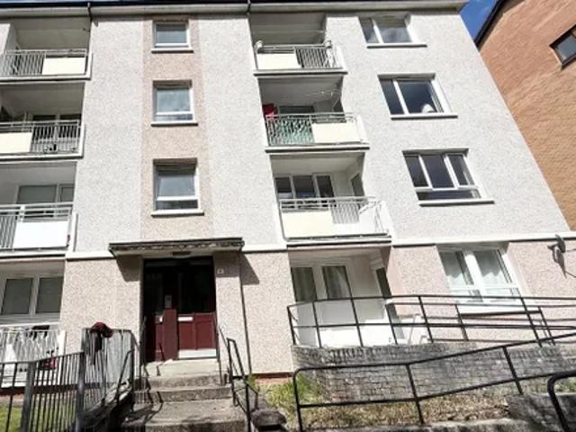 Woodford Street, Glasgow, G41 3HP, United Kingdom | 2 bed apartment for rent #167861035 | Rentberry