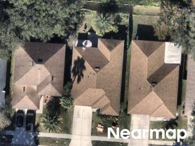 Woodfield Cir S