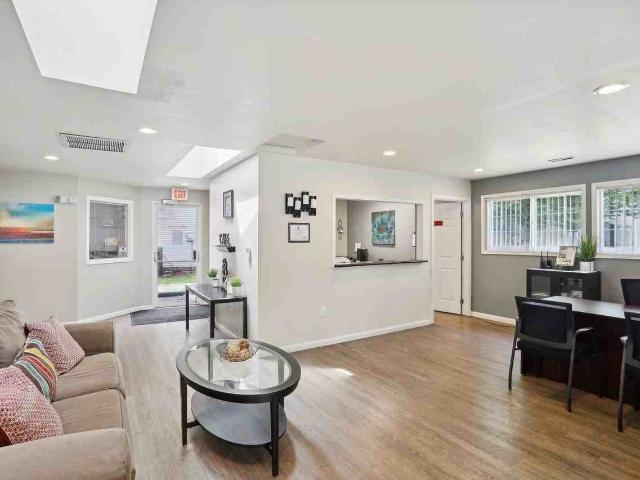 Woodfield Apartments 1 Bedroom Apartment for Rent at 412 E Novak Ln, Kent, WA 98032