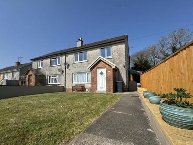 Woodfield Avenue, Kilgetty, 3 Bedroom Semi detached